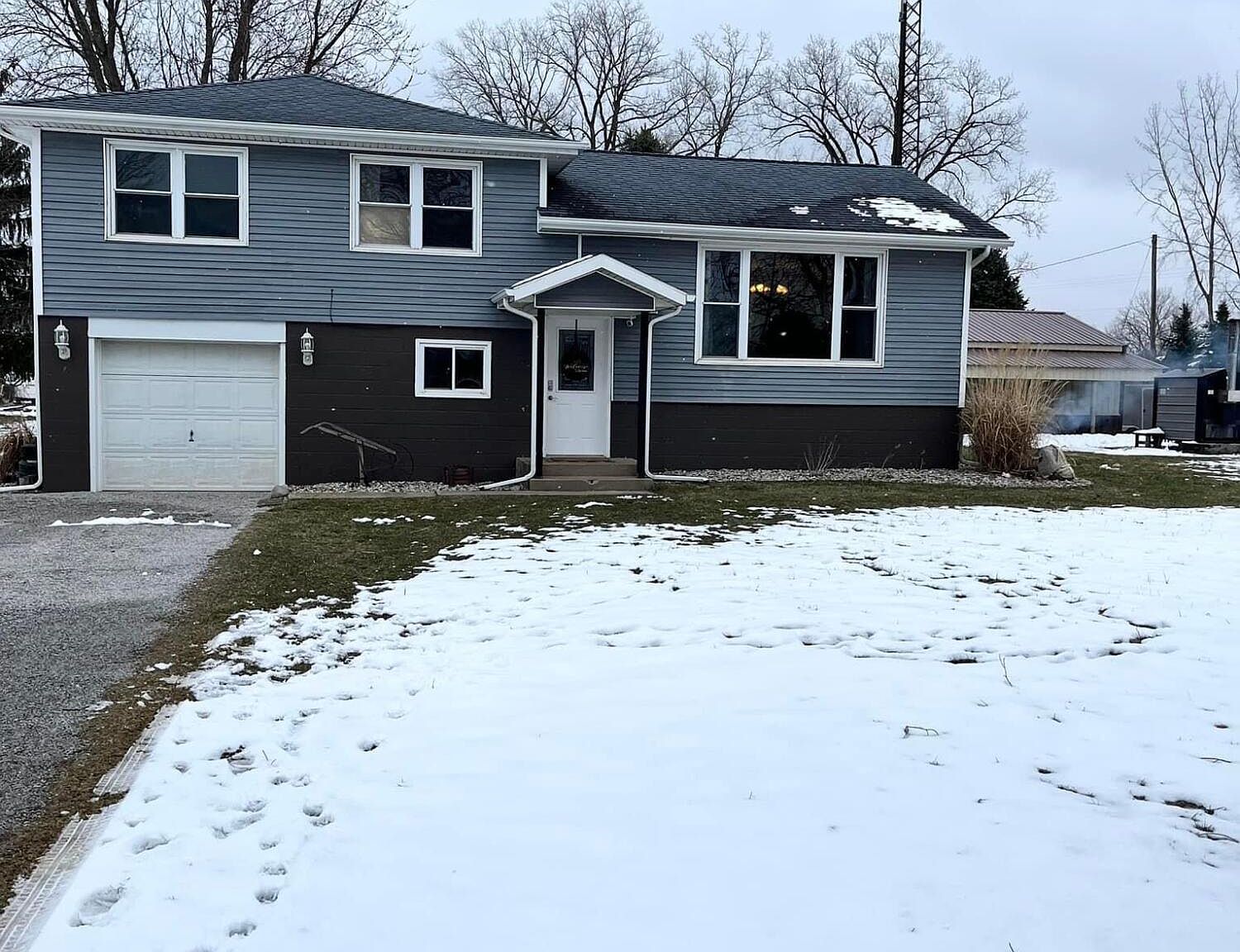 697 S Snow Prairie Rd, Bronson, MI 49028 | Zillow