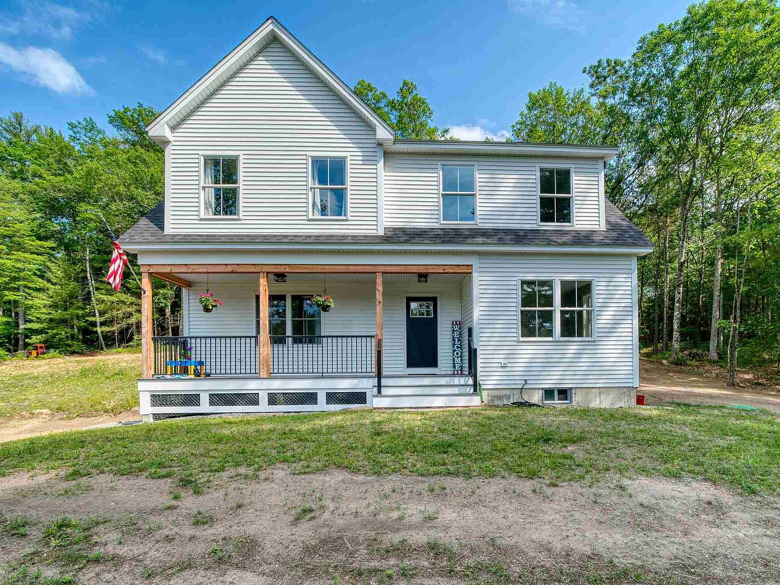 9 Sherry Lane, Sandown, NH 03873 | Zillow