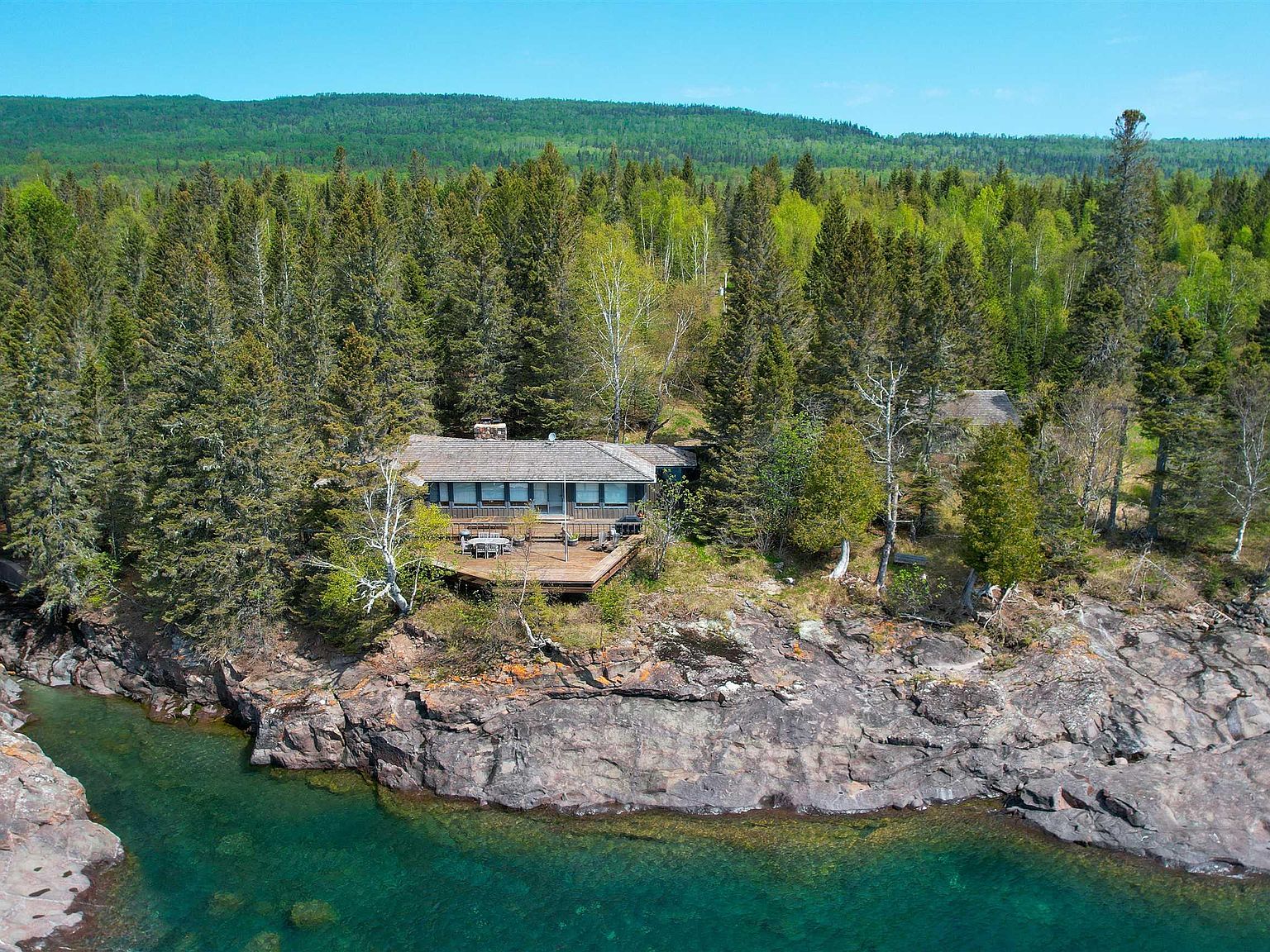 4046 Cascade Beach Rd, Lutsen, MN 55612 | Zillow