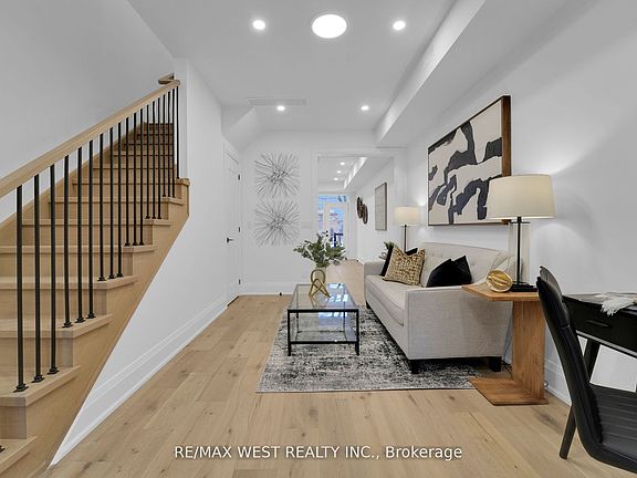 519 Saint Johns Rd, Toronto, ON M6S 2L7 | Zillow