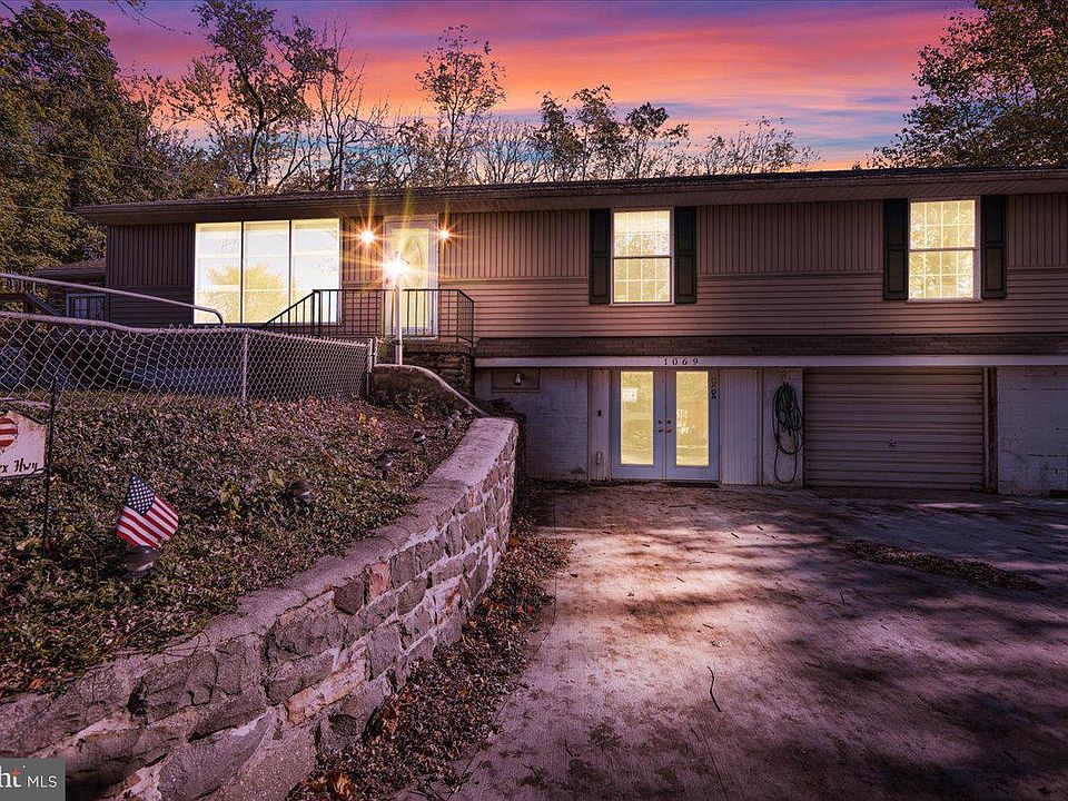 1069 Hex Hwy, Hamburg, PA 19526 | Zillow