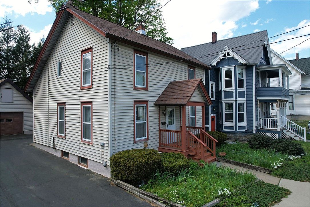 9 Pine St, Oneonta, NY 13820 | Zillow