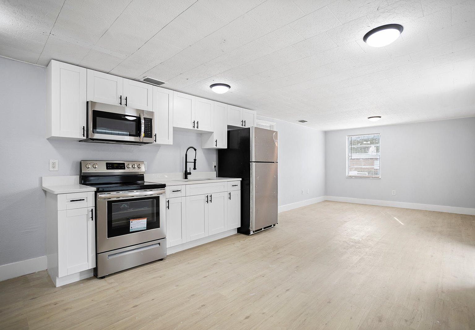 12703 N 15th St APT B, Tampa, FL 33612 | Zillow