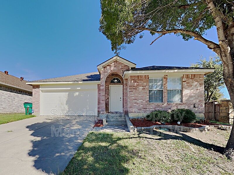 5453 Caribou Ridge Dr, Watauga, TX 76137 | Zillow
