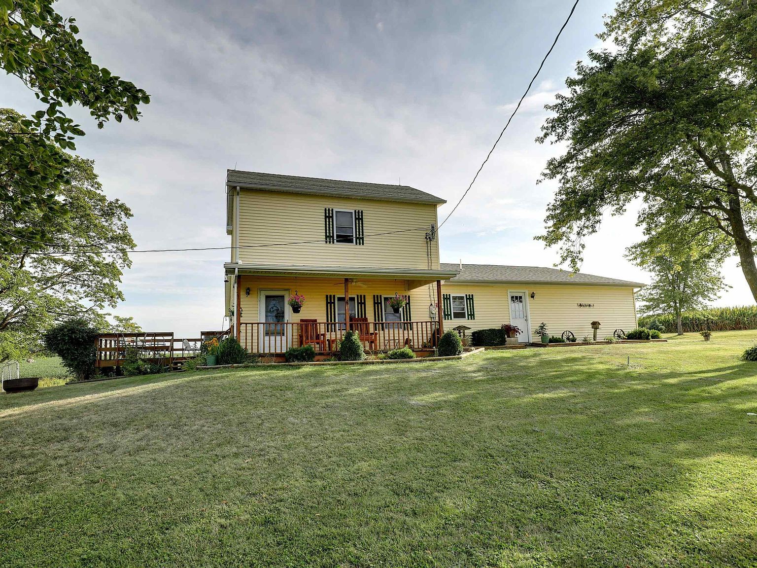 672 N 3000th Ave, Sutter, IL 62373 | Zillow