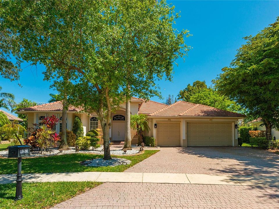 15614 SW 15th St, Pembroke Pines, FL 33027 | MLS #A11381819 | Zillow