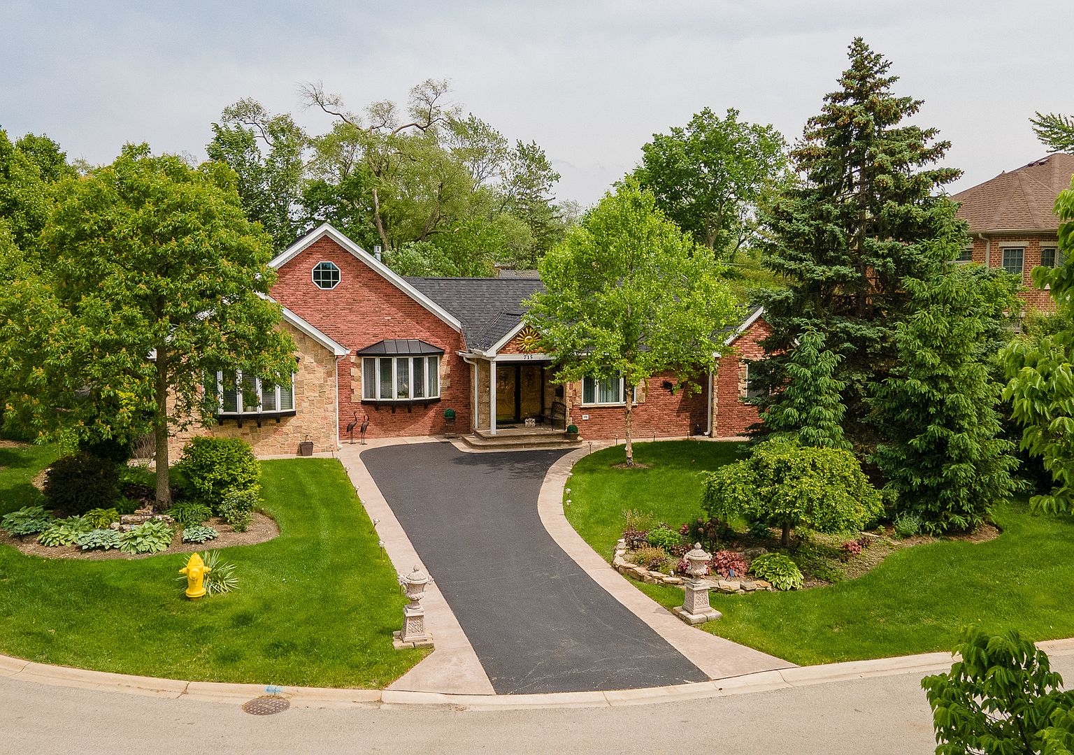 715 Pfingsten Rd, Glenview, IL 60025 | Zillow