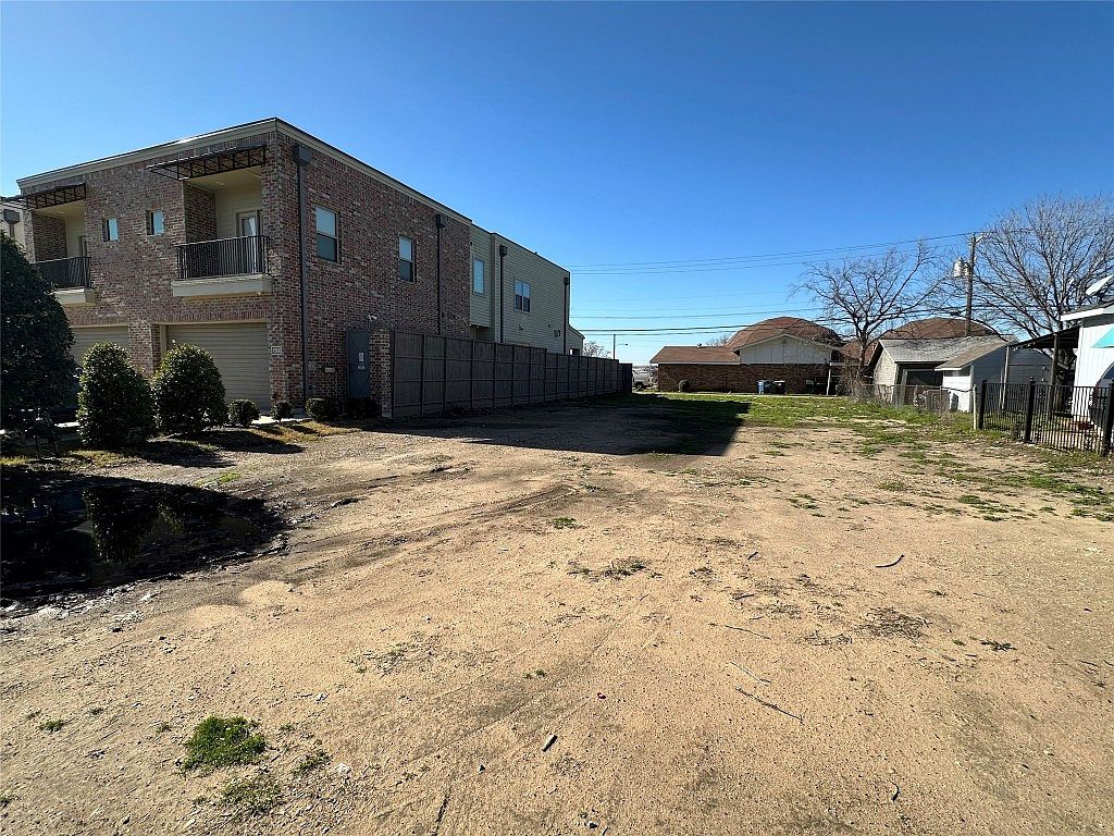 6535 Roper St, Dallas, TX 75209 | Zillow