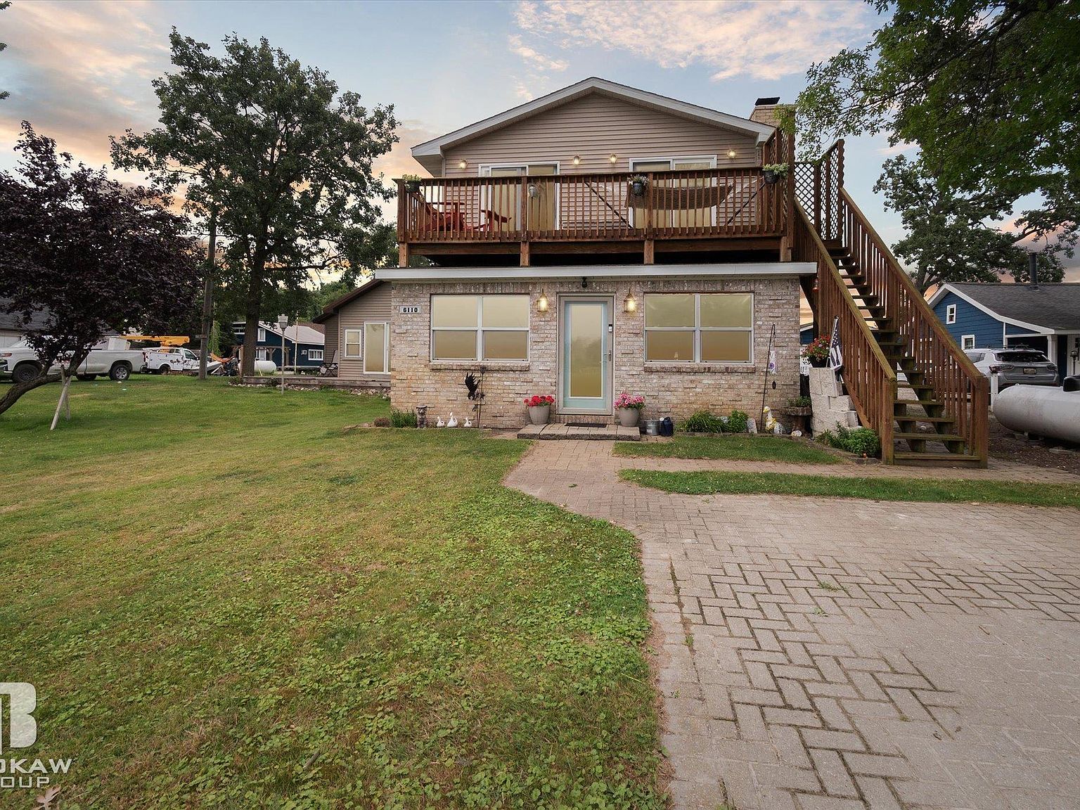 6110 Oakhurst Park Dr, Akron, MI 48701 | Zillow