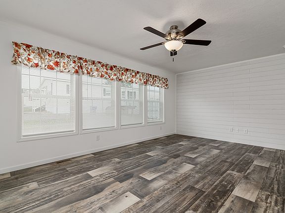 REDMAN 44 Forest Park Village Plan, Forest Park Village, Cranberry ...