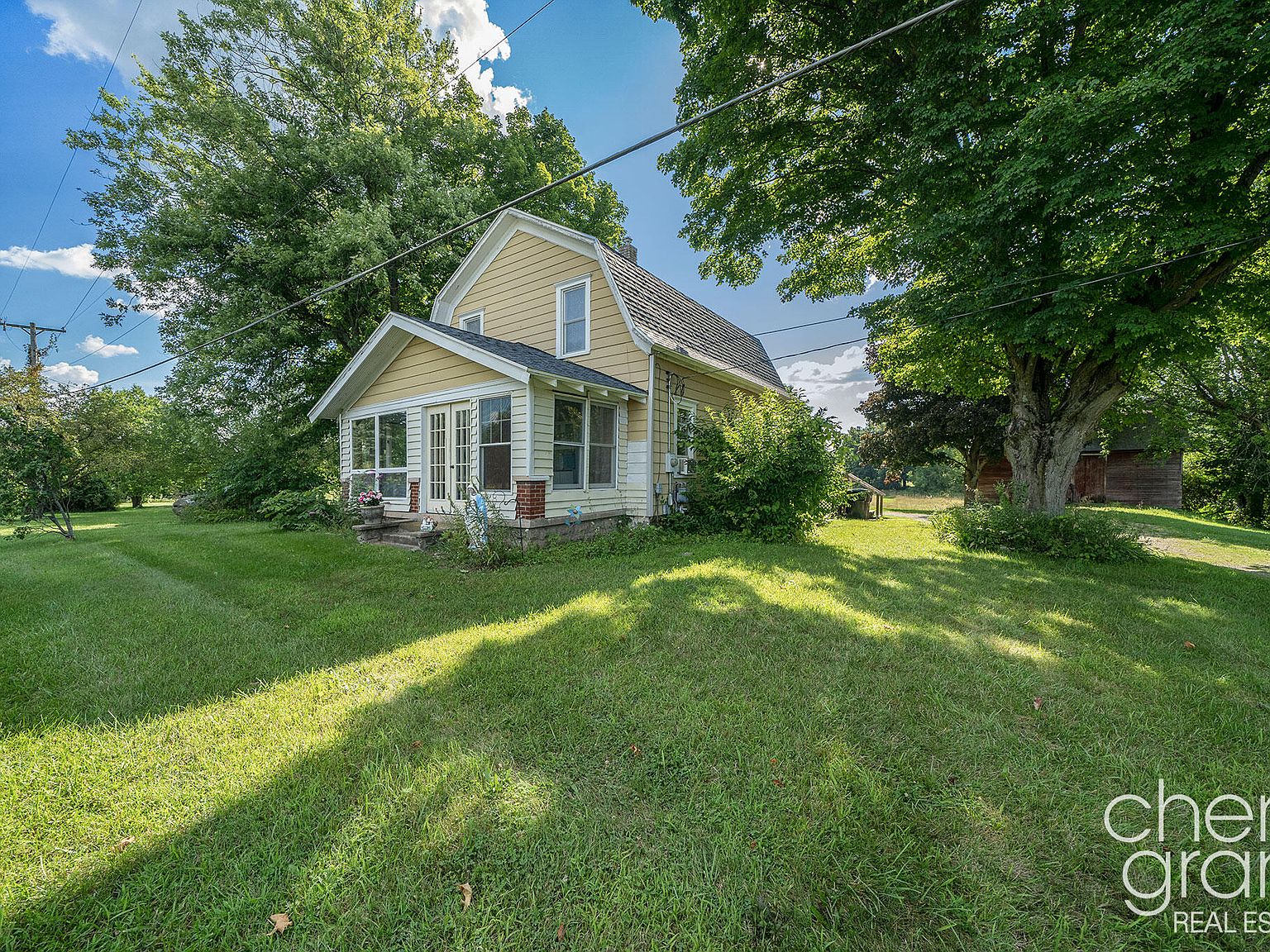 8247 Alpine Ave NW, Sparta, MI 49345 | Zillow