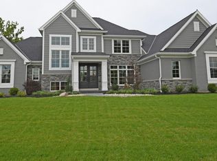 16 Chimney Ridge Dr, Loveland, OH 45140 | MLS #1739741 | Zillow