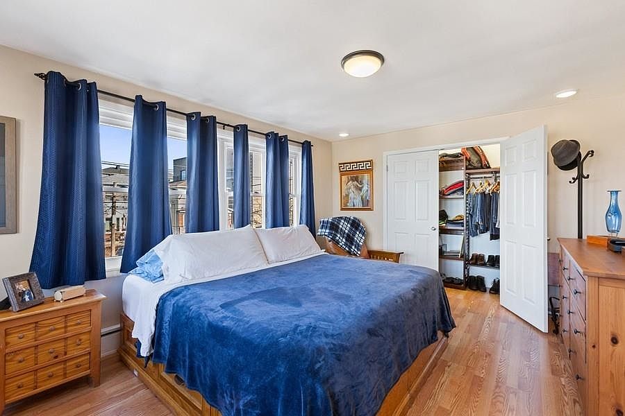 160 W 52nd St, Bayonne, NJ 07002 | Zillow 160 W 52nd St, Bayonne, NJ 07002 | Zillow
