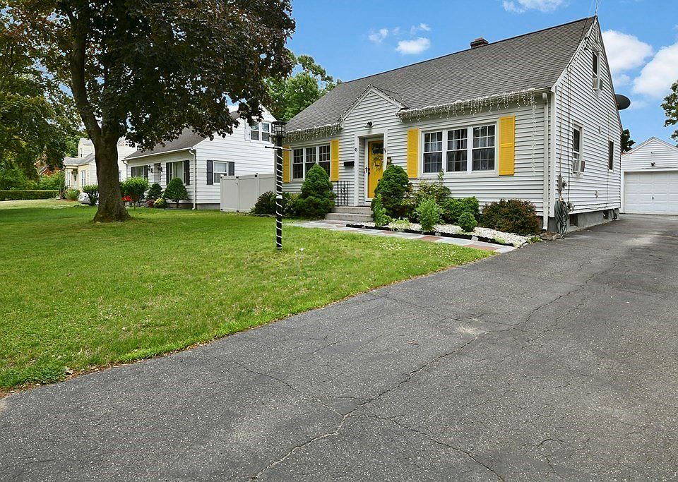 45 Wrona St, Springfield, MA 01151 | Zillow