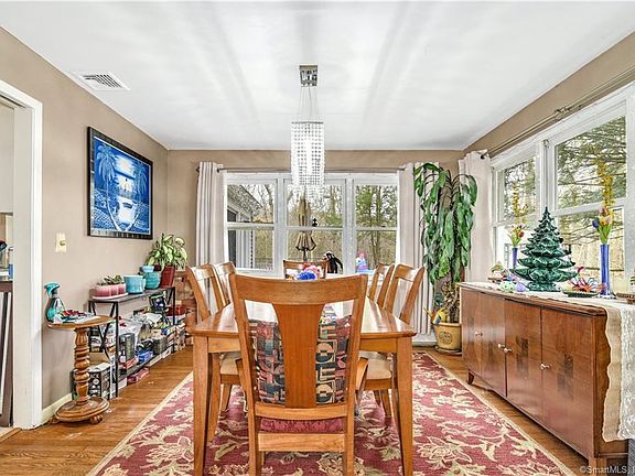 379 Cascade Rd, Stamford, CT 06903 | MLS #170561992 | Zillow