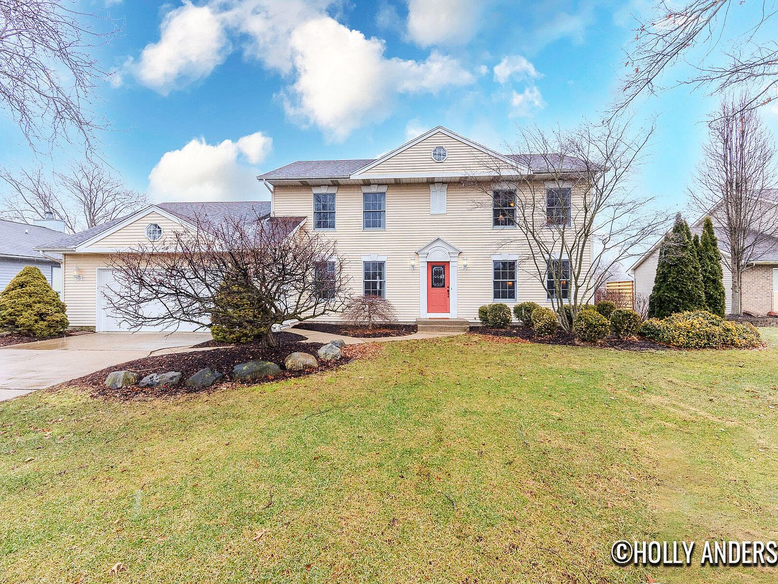 8674 Cedar Lake Dr, Jenison, MI 49428 | Zillow