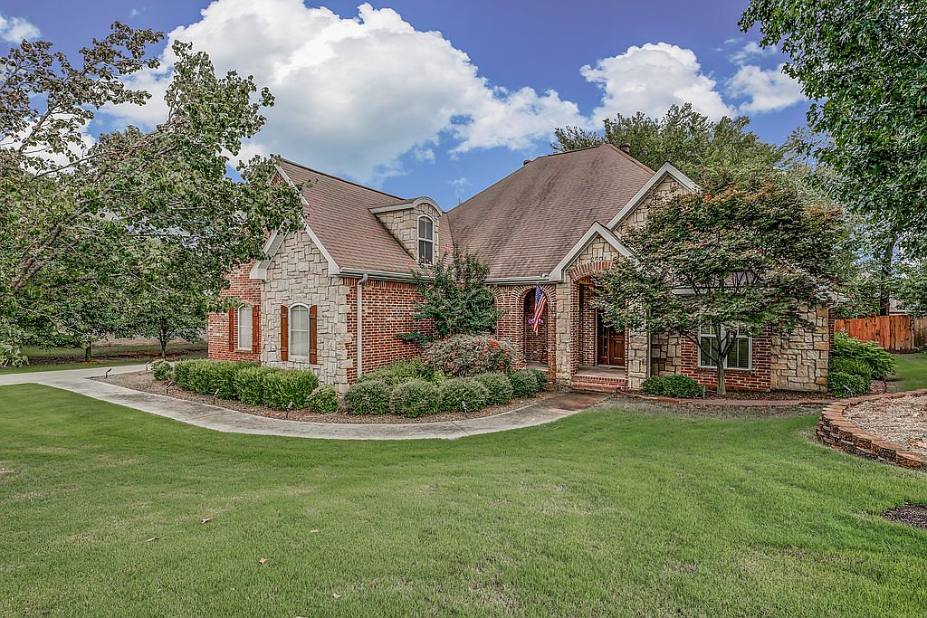 2601 Elk Ridge Ave, Springdale, AR 72762 | Zillow