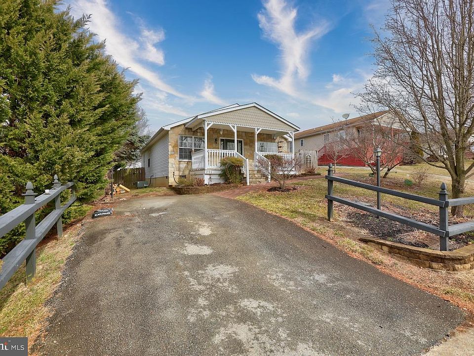 291 Beauregard Blvd, Charles Town, WV 25414 | Zillow