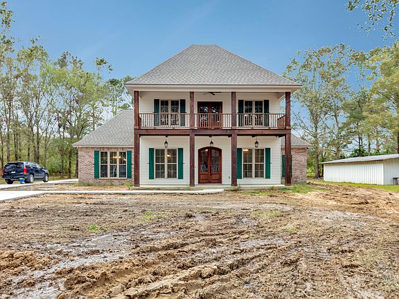 Chateau Legacy Plan, Manuel Builders - Baton Rouge Design Center, Baton ...