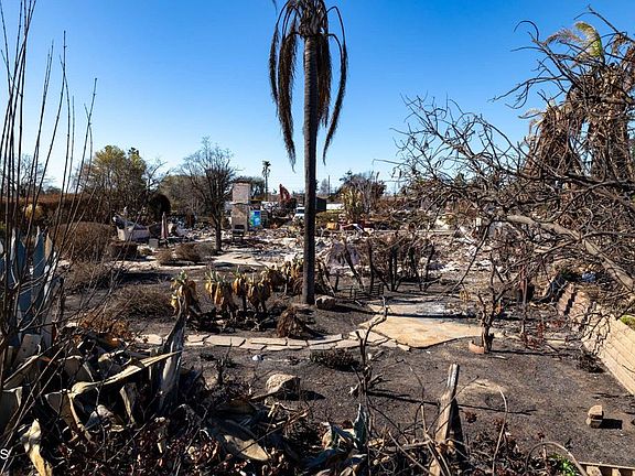 3142 Old Coach Dr, Camarillo, CA 93010 | Zillow