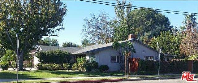 7755 Sale Ave, Canoga Park, CA 91304 | Zillow