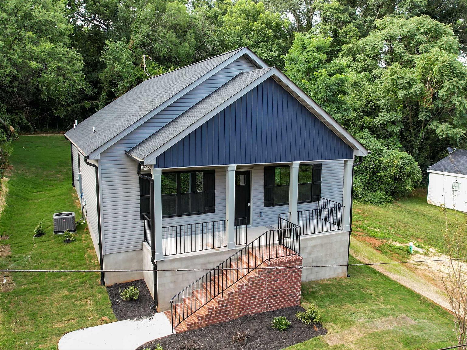 24 Happy Ave, Greenville, SC 29609 | MLS #1497586 | Zillow