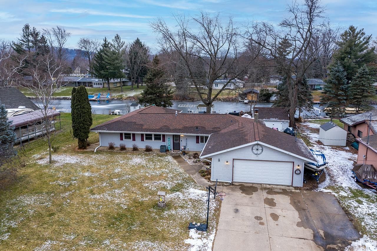 W11035 Rodney Drive, Lodi, WI 53555 | MLS #1968753 | Zillow