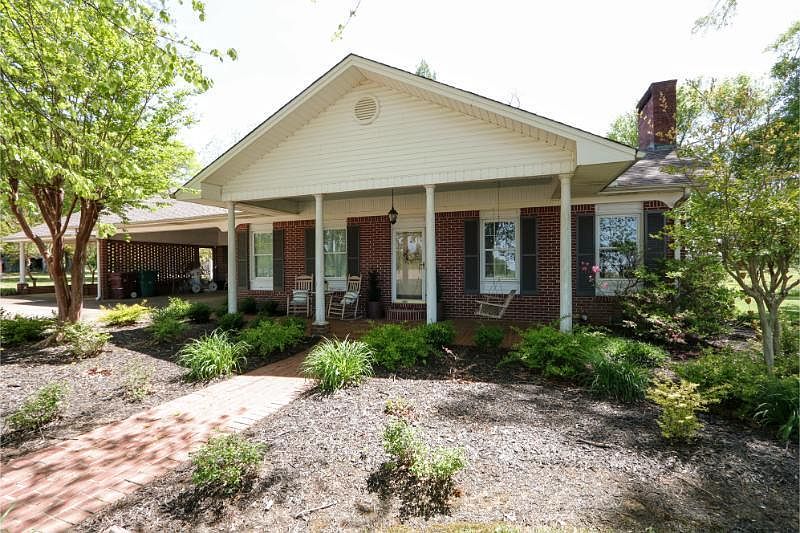 946 Mississippi #4, Booneville, MS 38829 | MLS #24-1911 | Zillow