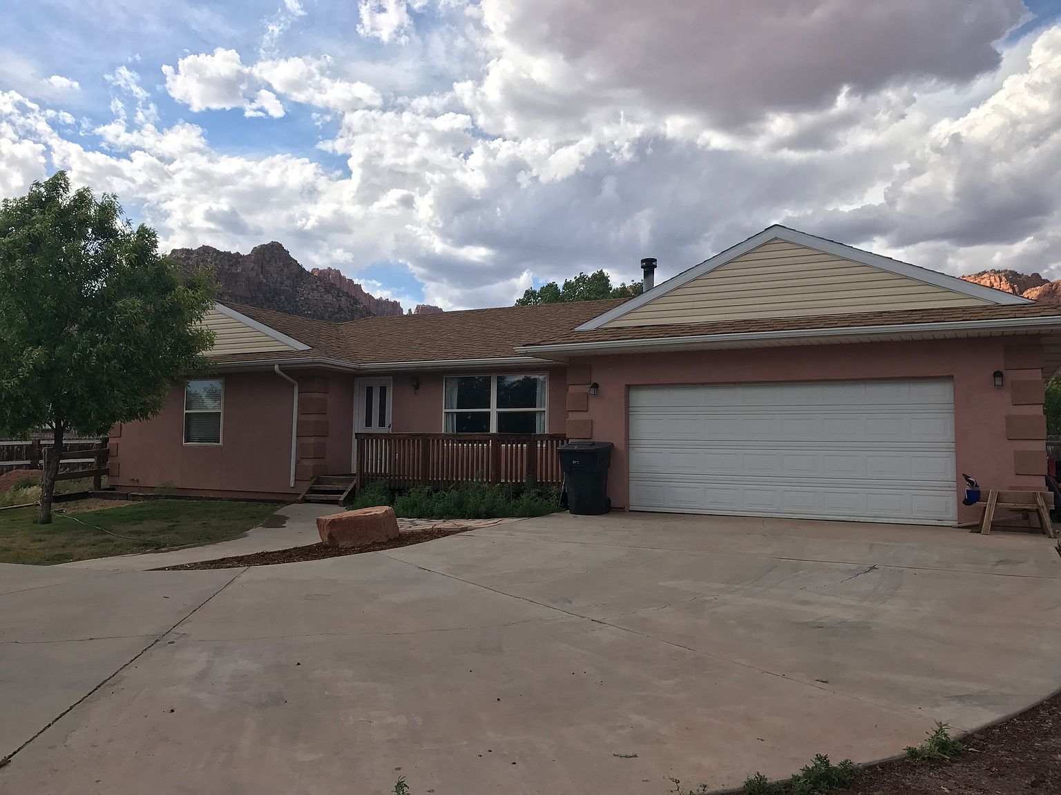 780 N Hildale St, Hildale, UT 84784 | Zillow