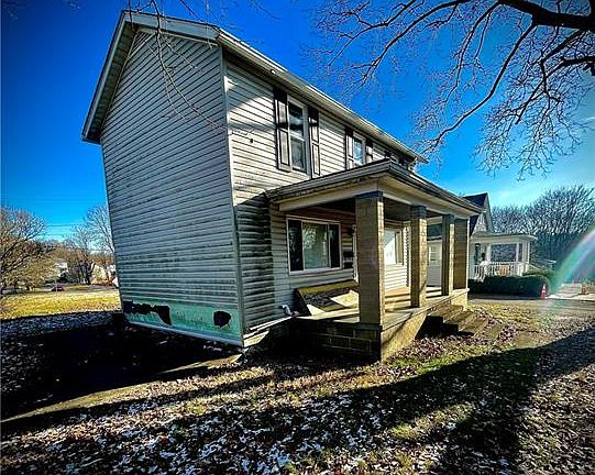 431 Lincoln Ave, Leechburg, PA 15656 | MLS #1635979 | Zillow