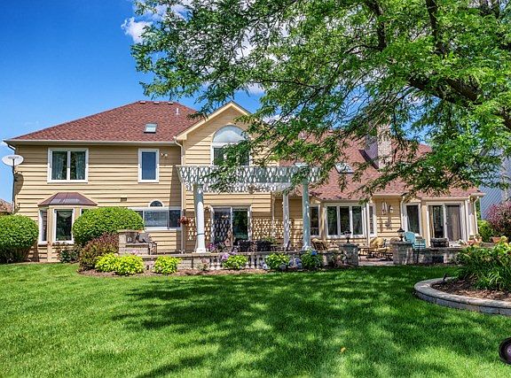3937 White Eagle Dr W, Naperville, IL 60564 | Zillow