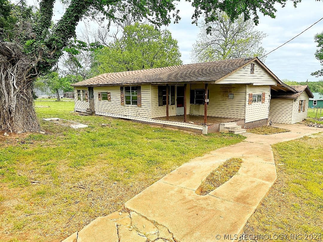 228 Avenue C, Atwood, OK 74827 | Zillow