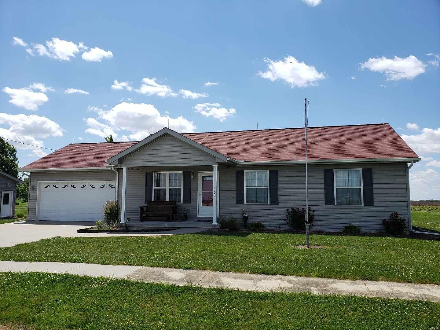 502 Holmer St, Harvel, IL 62538 | Zillow