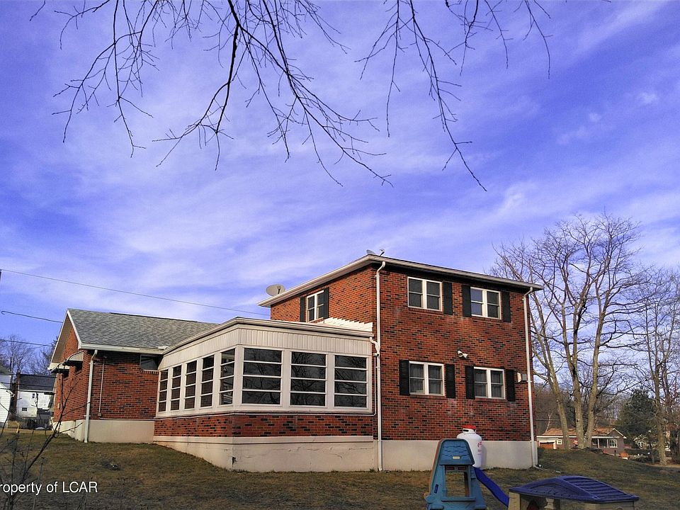 2004 E Broad St, Beaver Meadows, PA 18216 | MLS #23-931 | Zillow