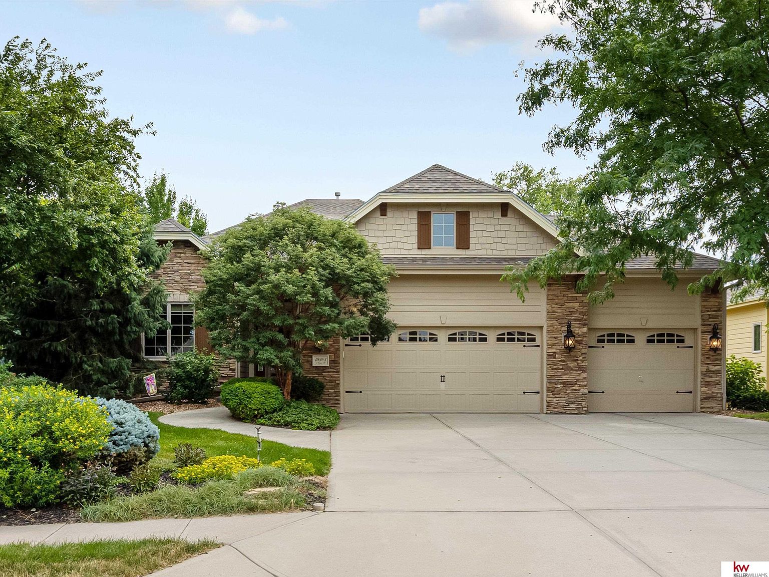 19903 Nina St, Omaha, NE 68130 | Zillow