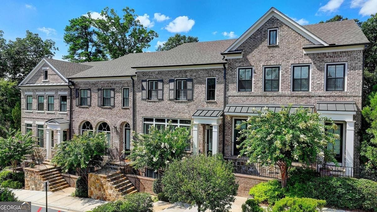 2276 Garrison St NE, Atlanta, GA 30319 | Zillow