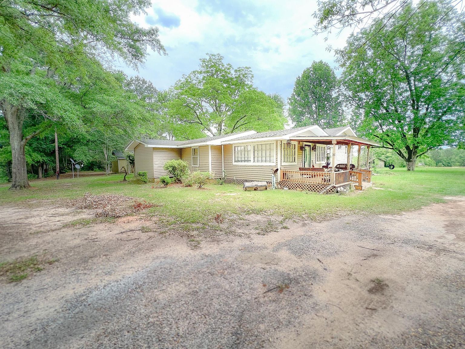 7686 Ard Creek Rd, Red Level, AL 36474 | MLS #23274 | Zillow