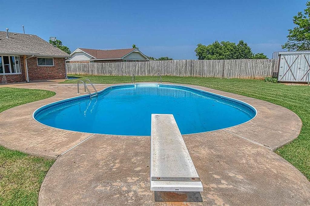 716 W Harrison St, Purcell, OK 73080 | Zillow