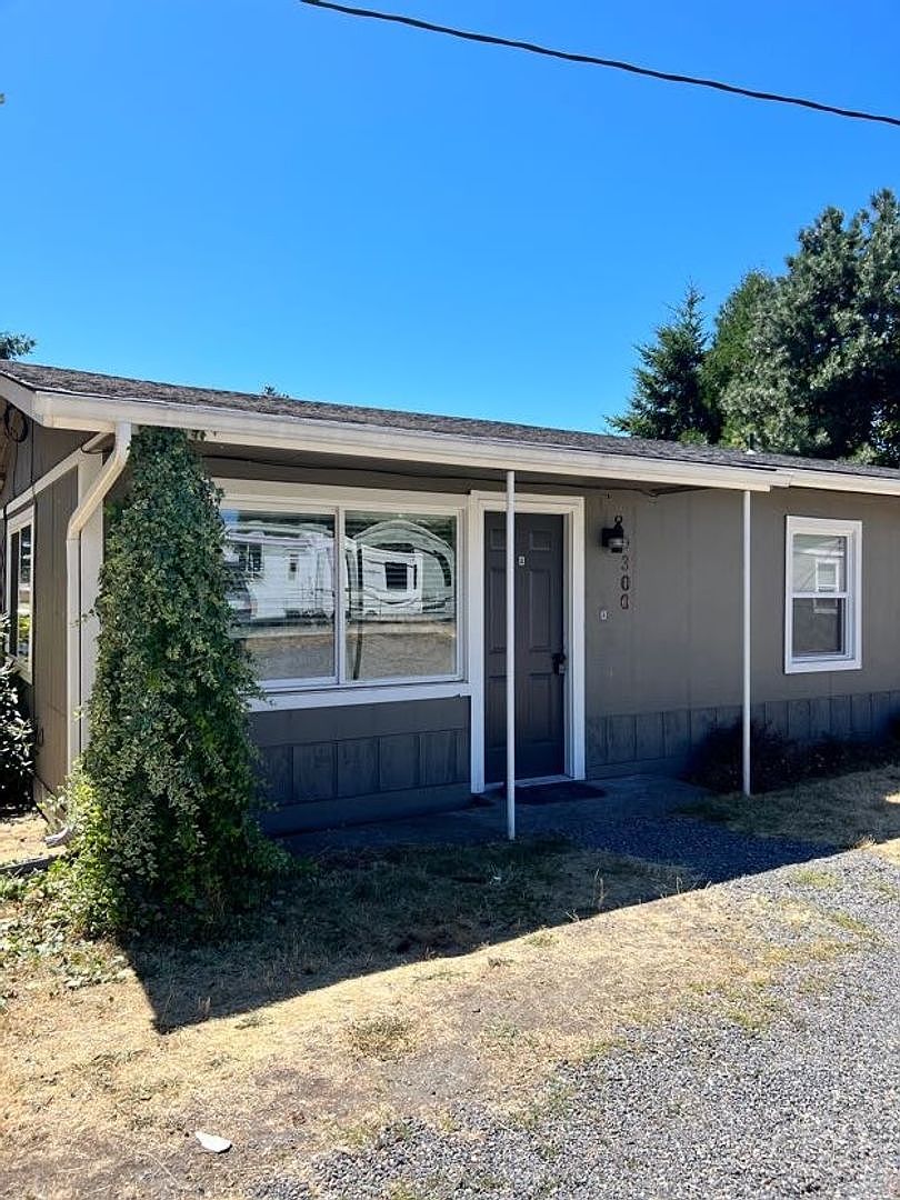 300 SE 100th Ave #A, Vancouver, WA 98664 | Zillow