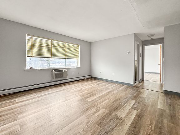 221 Laurel St #304, Hartford, CT 06105 | Zillow