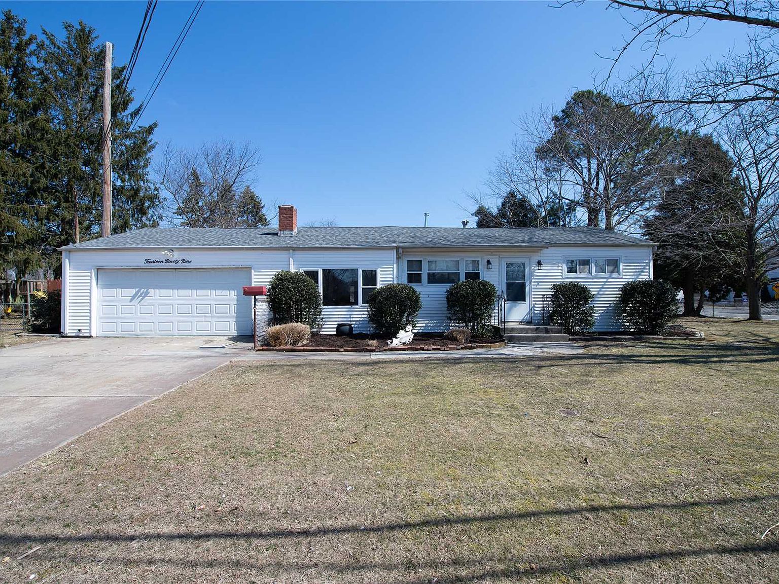 1499 Emkay St, Bay Shore, NY 11706 | Zillow