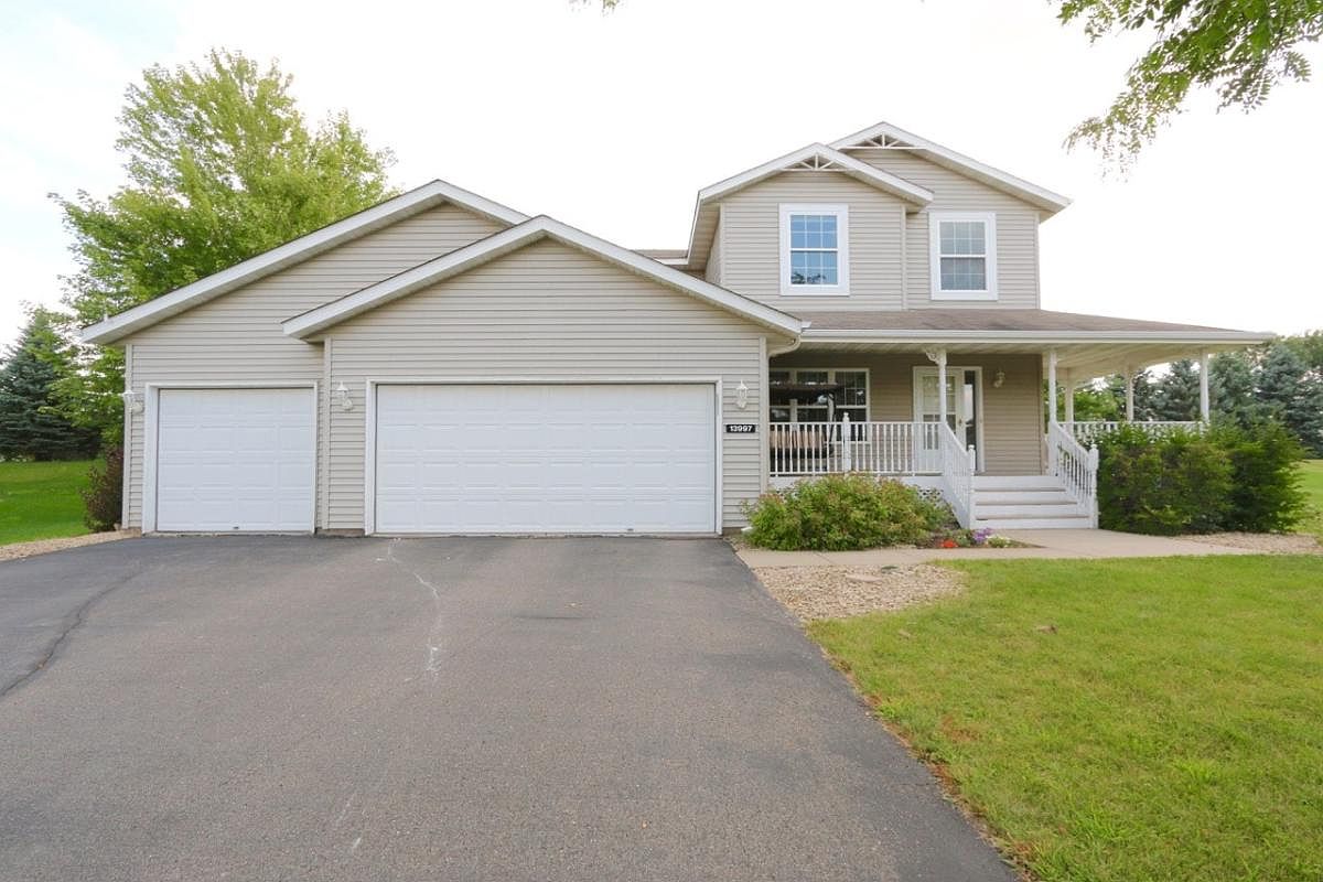13997 Findlay Ct, Apple Valley, MN 55124 | Zillow