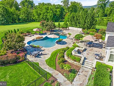 15761 Hunton Ln, Haymarket, VA 20169 | Zillow