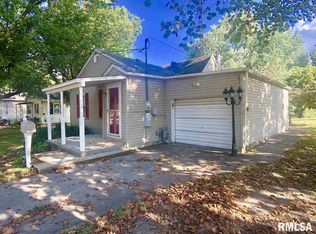 800 W Webster St, Benton, IL 62812 | MLS #EB450111 | Zillow