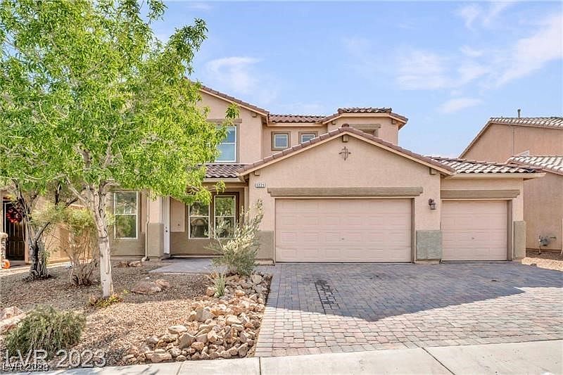 1221 Satellite Ave, North Las Vegas, NV 89032 | MLS #2545535 | Zillow