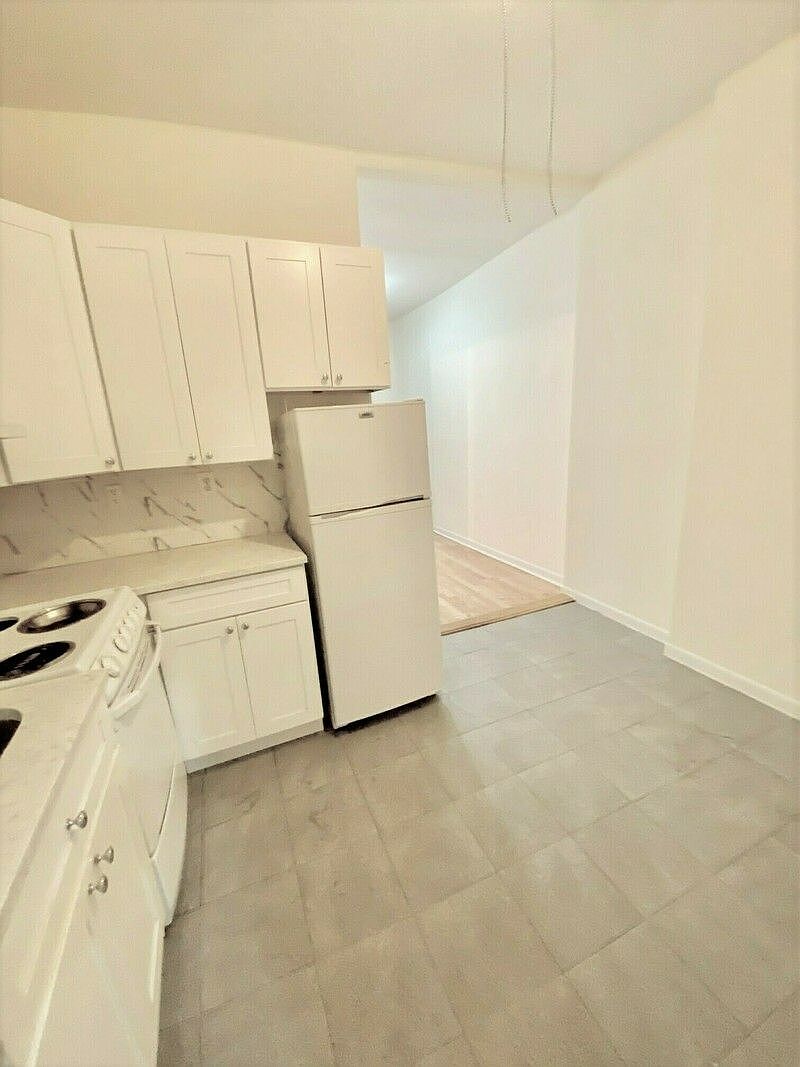 1372 1st Ave APT 2D, New York, NY 10021 | Zillow