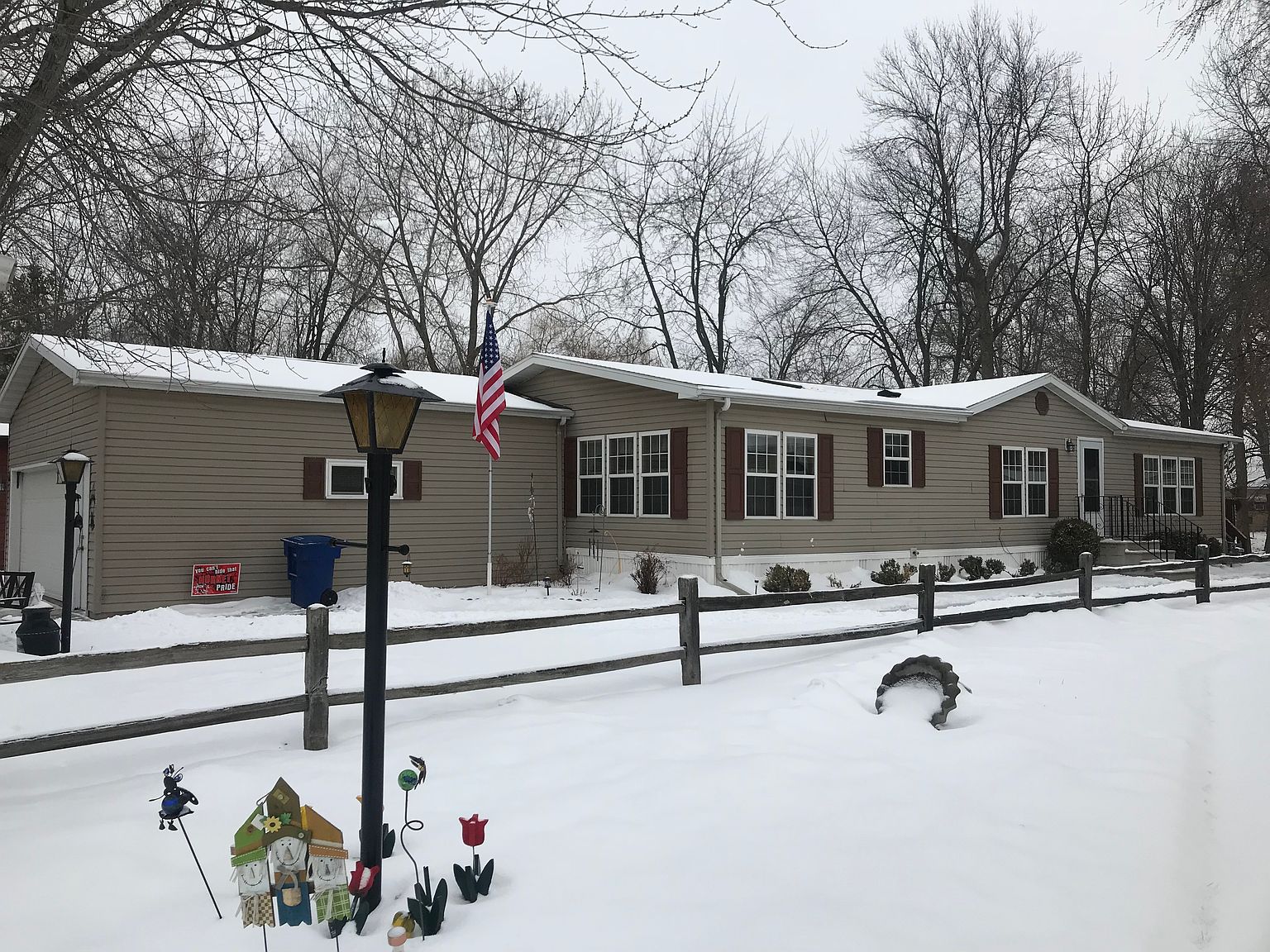 126 Dutch Hollow, Menasha, WI 54952 | Zillow