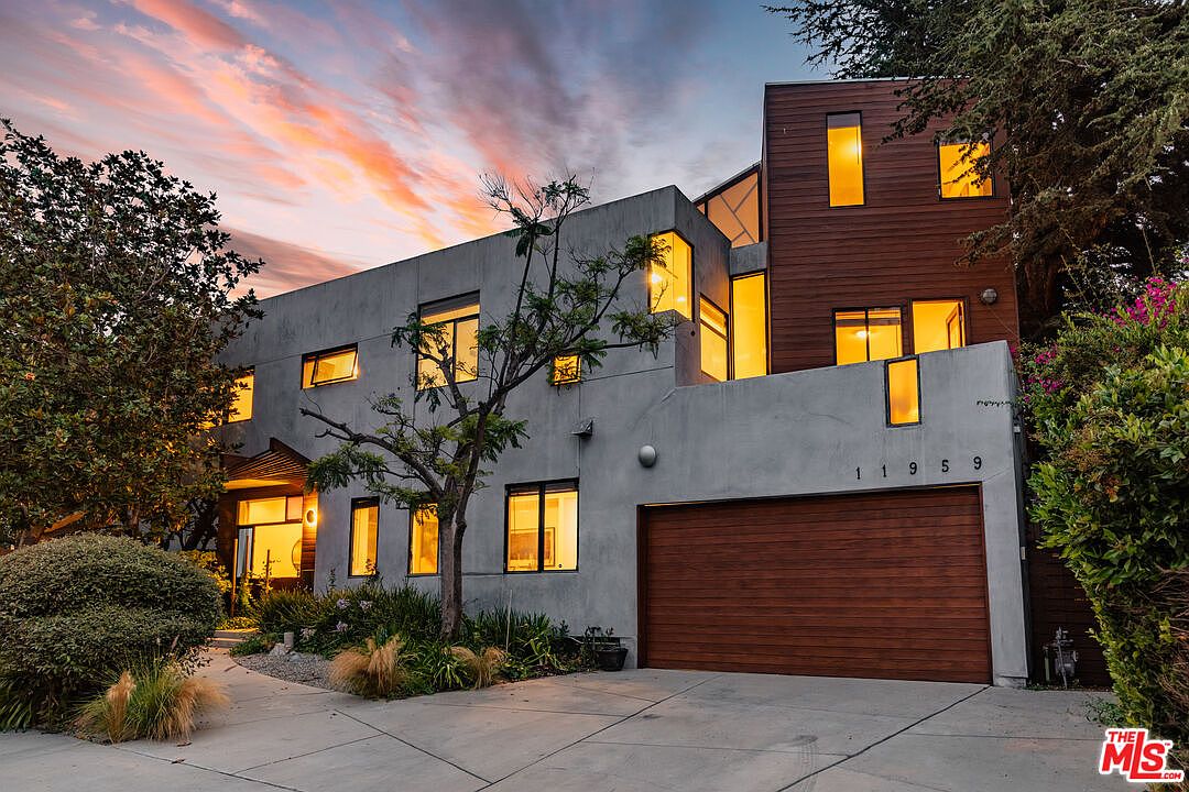 11959 Charnock Rd, Los Angeles, CA 90066 | MLS #23-297971 | Zillow