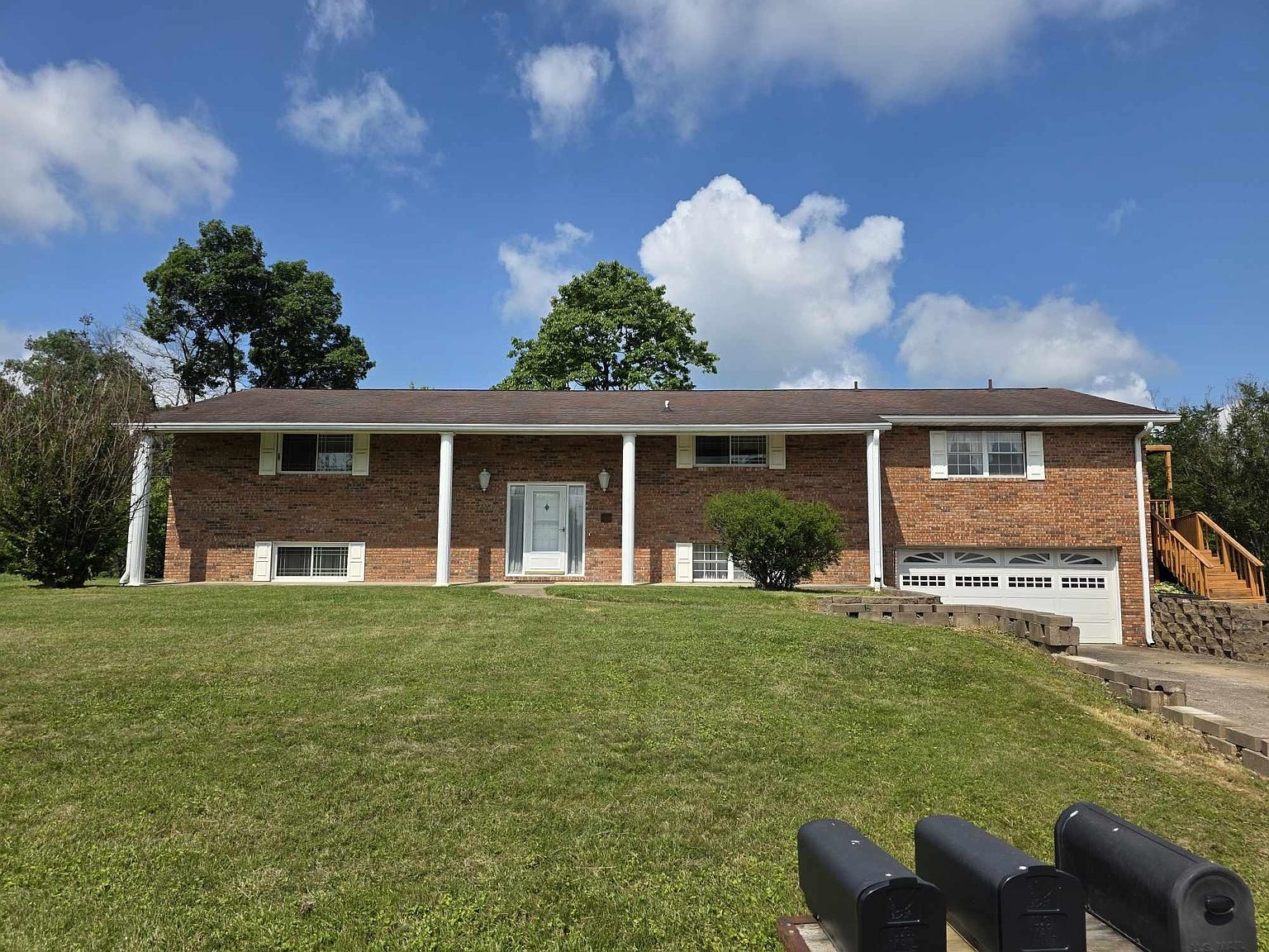 7919 Hall Ridge Rd, Ashland, KY 41102 | Zillow