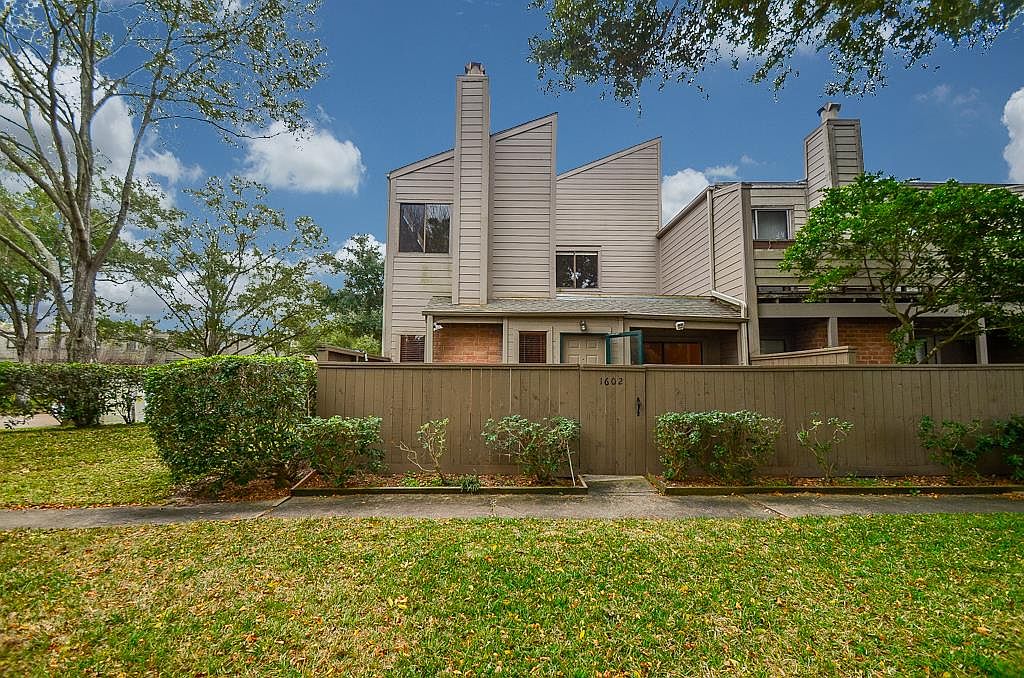 1602 Prairie Grove Dr, Houston, TX 77077 | Zillow